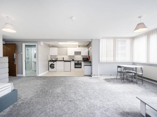 Whitechapel Road, Tower Hamlets, London E1, Studio to rent, £1,800 pcm | PrimeLocation