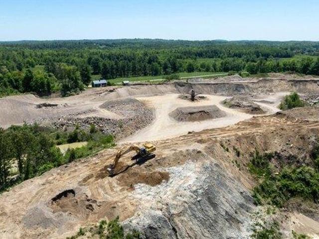 Whitefield ME 04353 LS103037801