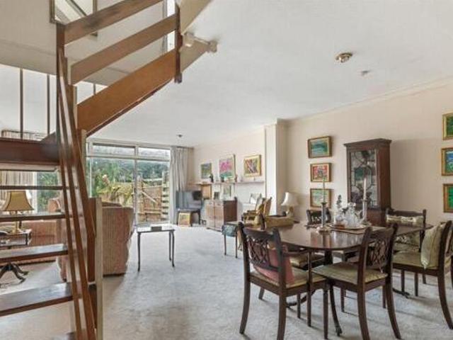 Whitefield Close, London, 4 Bedroom End