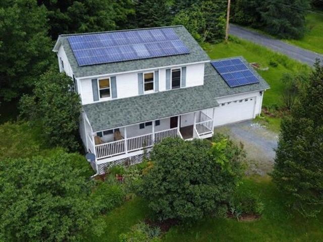 Whitefield Dr, Cambridge, Home For Sale