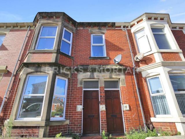 Whitefield Terrace, Newcastle Upon. 2 bed flat to rent £1,235 pcm £285 pw
