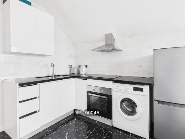Whitefriargate, Hull HU1, Studio to rent, £550 pcm | PrimeLocation