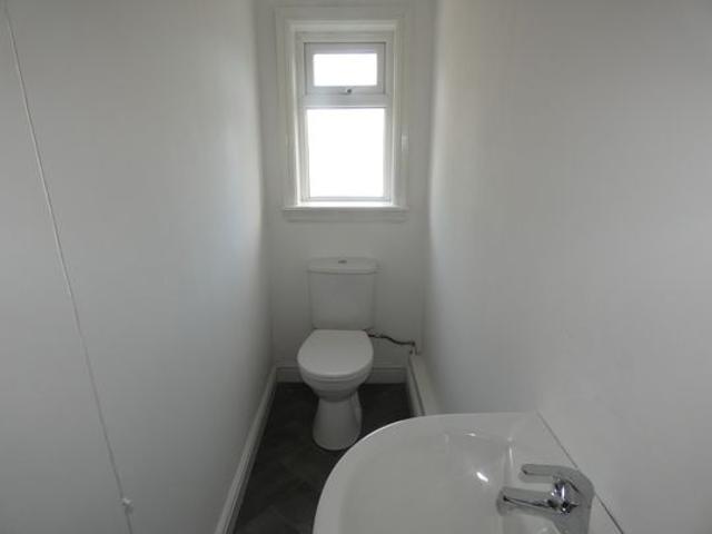 Whitegate Drive Flat 1