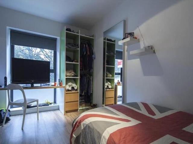 Whitegate Road, Huddersfield, 1 Bedroom Terraced