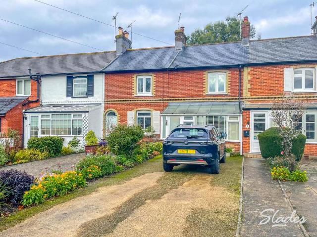Whitehall, Christchurch, Dorset 2 bed cottage to rent £1,595 pcm £368 pw