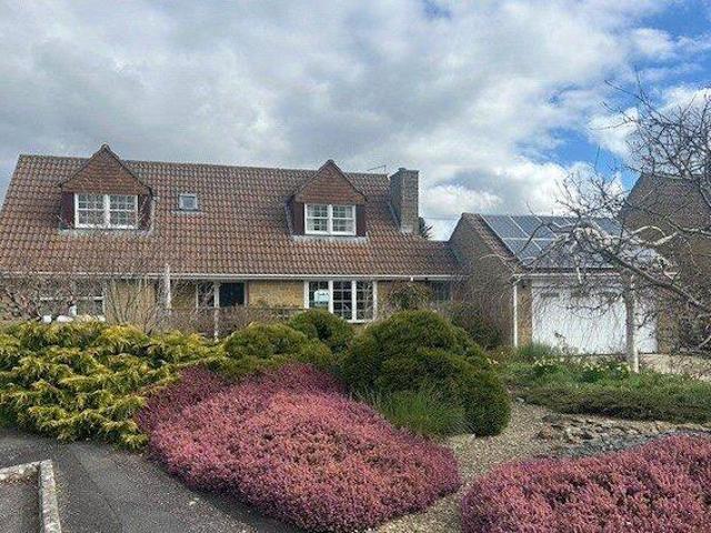 Whitehall Close, South Petherton, 3 Bedroom Bungalow
