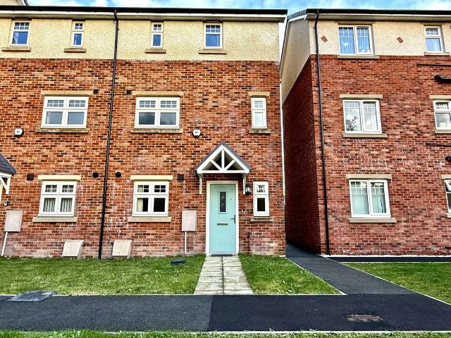 Whitehall Drive, Broughton, Preston, Lancashire PR3, 3 bed town house to rent, £1,150 pcm | PrimeLocation