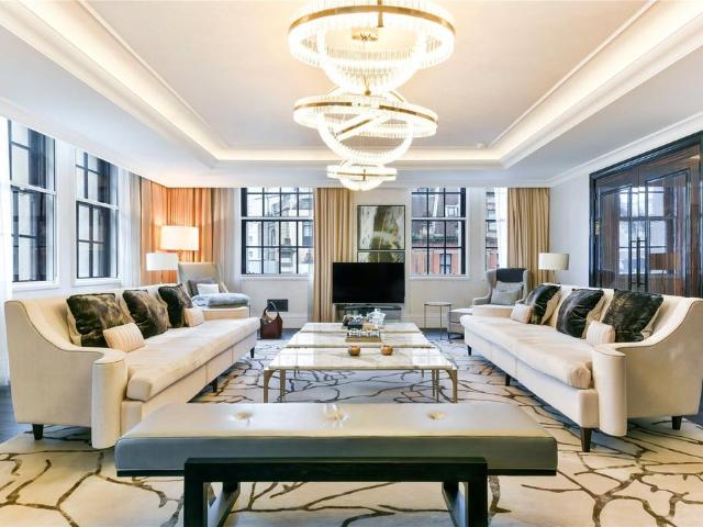 Whitehall Place, London, SW1A 3 bed apartment to rent £30,767 pcm £7,100 pw
