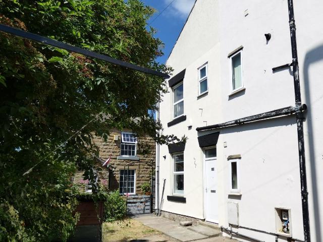 Whitehall Road, Drighlington BD11, 1 bed terraced house to rent, £700 pcm | PrimeLocation
