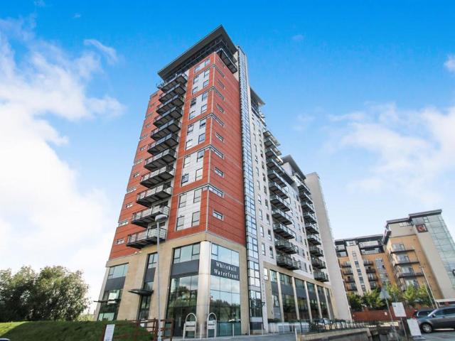 Whitehall Waterfront, 2 Riverside. 2 bed property to rent £1,095 pcm £253 pw