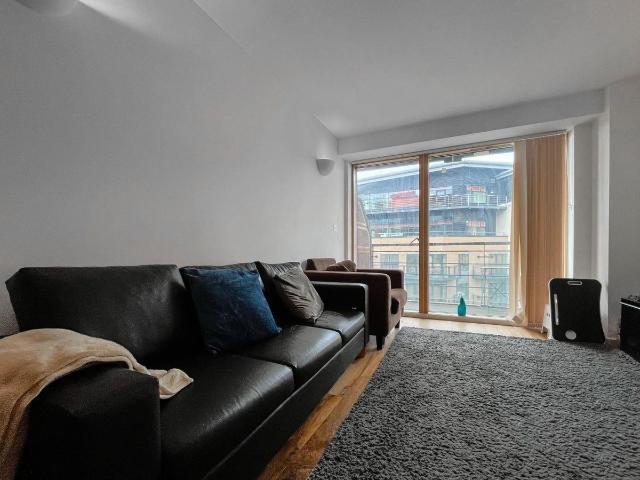Whitehall Waterfront, 2 Riverside Way, Leeds LS1, 2 bed flat to rent, £1,150 pcm | PrimeLocation