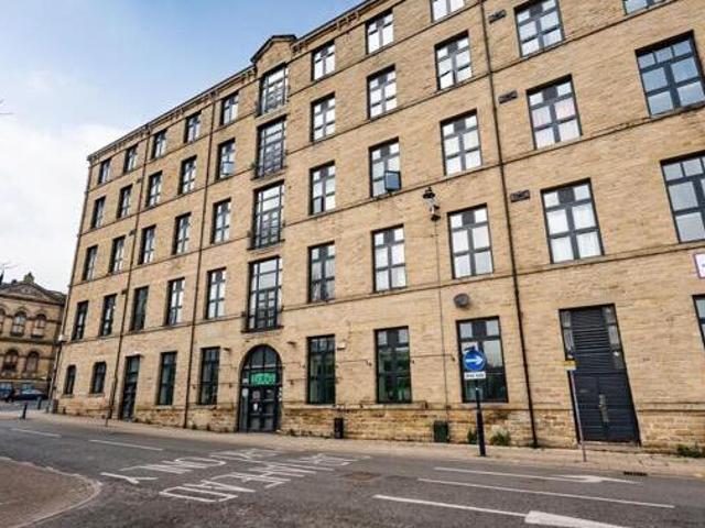 Whitehall Way, Dewsbury, High Street Retail