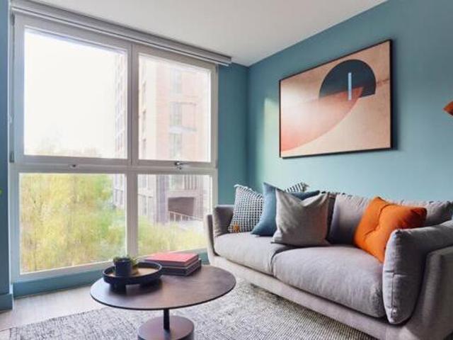 Whitehall, The Junction, Leeds, 1 Bedroom Flat
