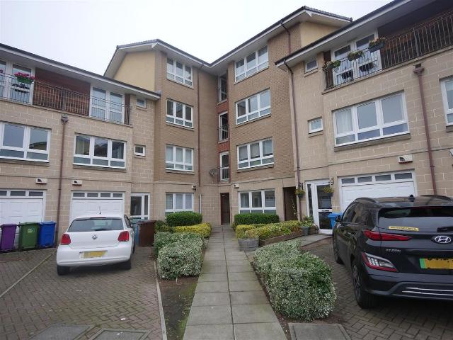 Whitehill Court, Glasgow G31, 3 bed flat to rent, £1,100 pcm | PrimeLocation