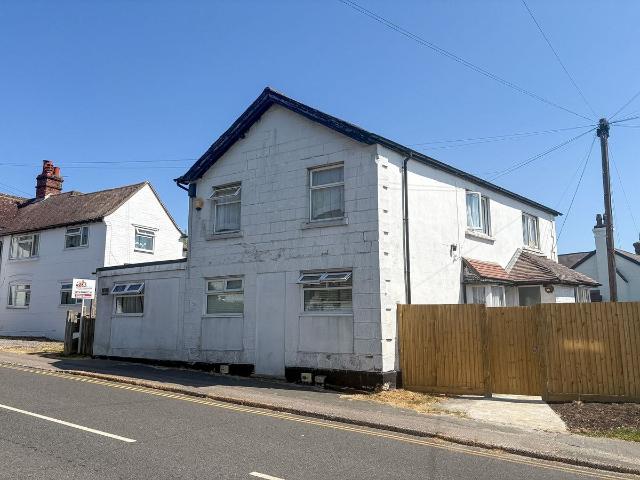 Whitehill Road, Crowborough TN6, Room to rent, £625 pcm | PrimeLocation