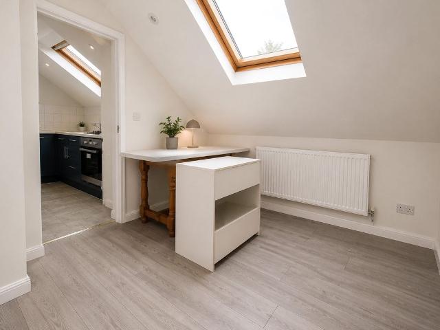 Whitehorse Lane, London SE25, 1 bed flat to rent, £1,250 pcm | PrimeLocation