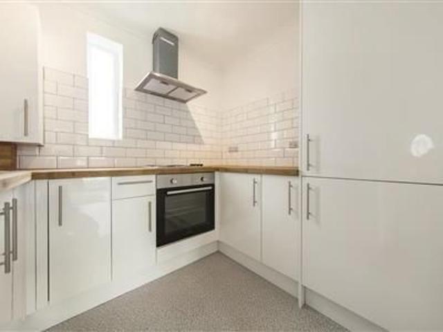 Whitehorse Lane, SE25