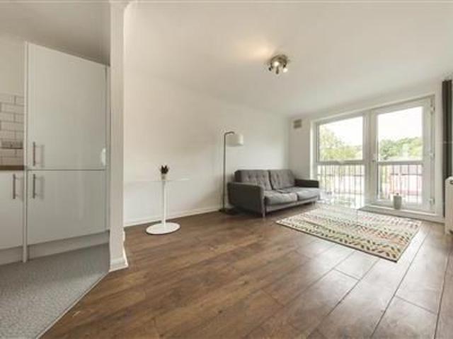 Whitehorse Lane, SE25