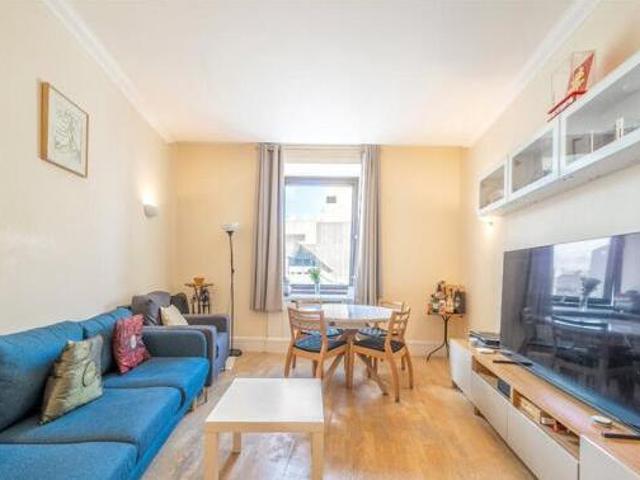 Whitehouse Apartments, Belvedere Road, 2 Bedroom Apartment