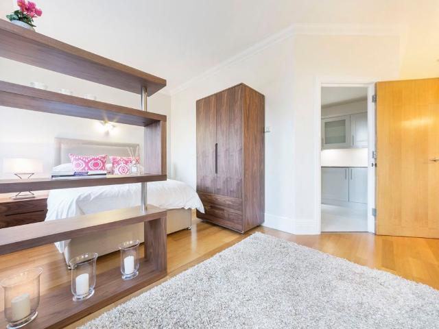 Whitehouse Apartments, Waterloo SE1, Studio to rent, £2,350 pcm | PrimeLocation