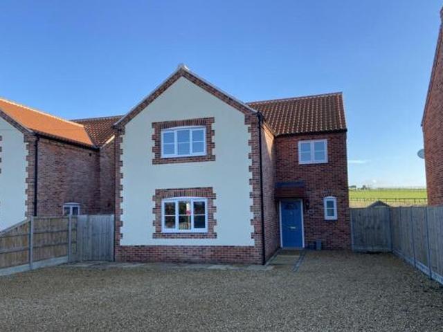 Whiteplot Road, Methwold Hythe, 4 Bedroom Detached