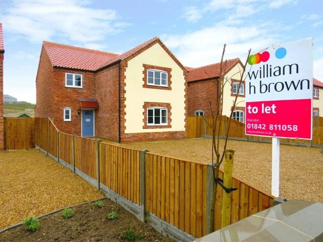 Whiteplot Road, Methwold Hythe, THETFORD 4 bed detached house to rent £1,850 pcm £427 pw