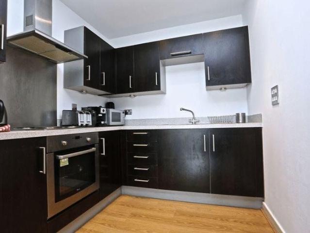 Whitestone Way, Croydon CR0, 2 bed flat to rent, £1,550 pcm | PrimeLocation