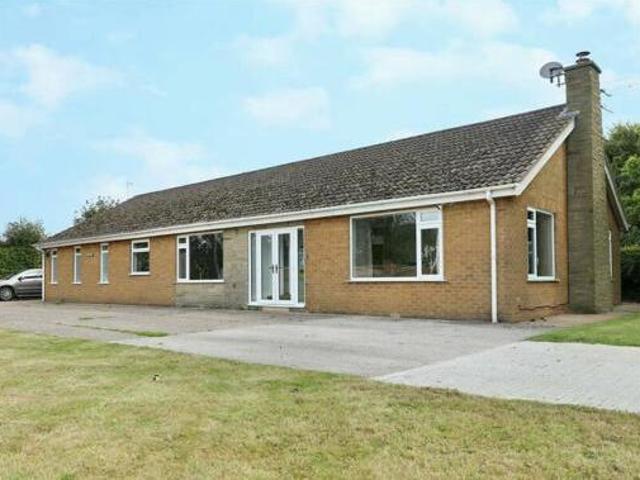 Whites Close Lane, Lelley, 4 Bedroom Detached