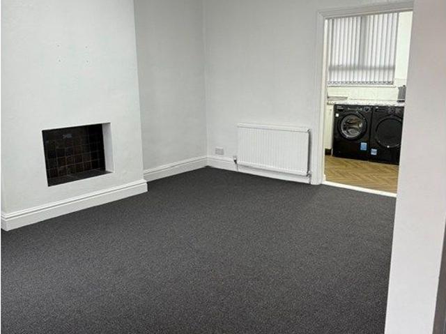 Whites Lane, Sheffield S2, 3 bed terraced house to rent, £1,150 pcm | PrimeLocation