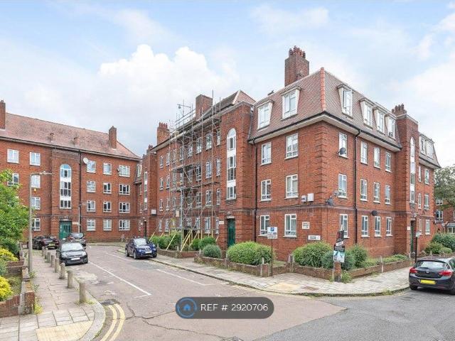 Whites Square, London SW4, 4 bed flat to rent, £3,600 pcm | PrimeLocation