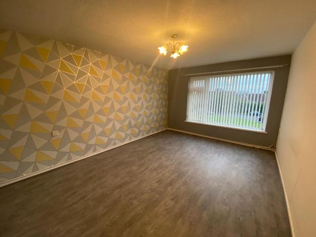 Whitethorn Court, Penlan SA5, 2 bed flat to rent, £695 pcm | PrimeLocation
