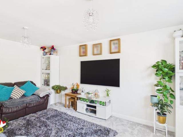 Whitethorn Crescent, Innsworth