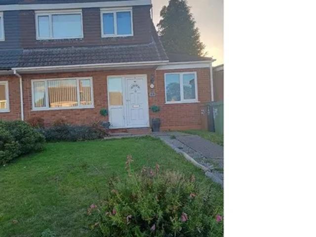 Whitethorn Crescent, Streetly, B74 3SA, United Kingdom | 3 bed duplex for rent #115418754 | Rentberry