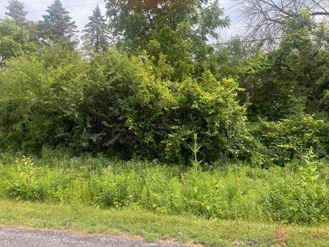 Whitewater Dr, Manitowoc, WI 54220