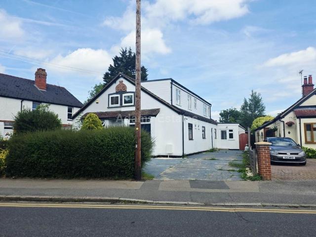 Whitley Wood Lane, Reading 6 bed semi detached house to rent £5,000 pcm £1,154 pw