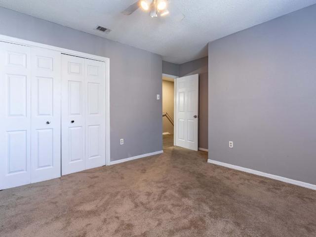Whitney Manor 2 Bedroom Apartment for Rent at 1117 Whitney Ave, Gretna, LA 70056