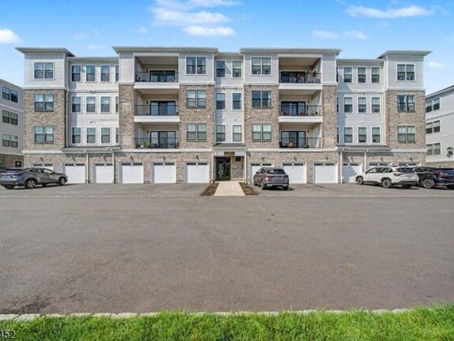 Whitney Ave Unit,morris Plains, Condo For Sale