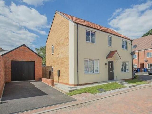 Whitney Drive, Yaxley, 4 Bedroom Detached