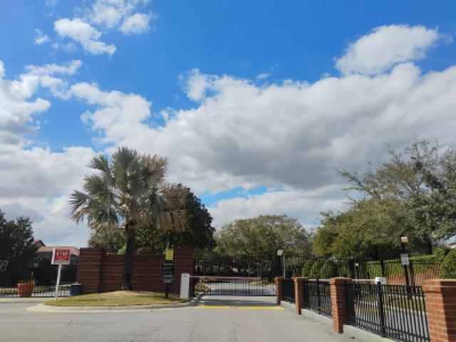 Whitney Isles Dr