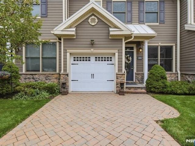 Whitney Ln, Allendale, Home For Sale