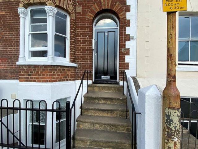 Whitstable Road, Canterbury Ref 2920 CT2, Studio to rent, £880 pcm | PrimeLocation