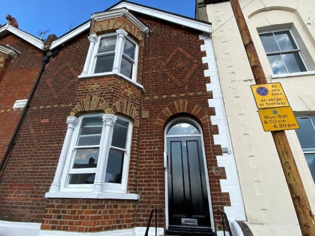 Whitstable Road, Canterbury Ref 3167 CT2, Studio to rent, £850 pcm | PrimeLocation