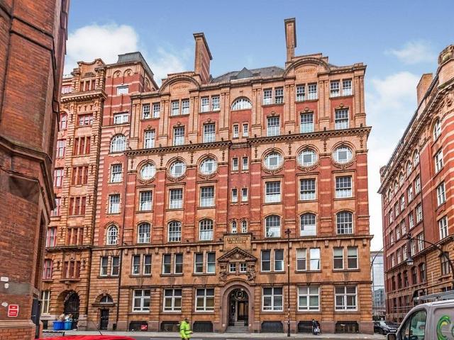 Whitworth Street, Manchester M1 1 bed apartment to rent £1,050 pcm £242 pw