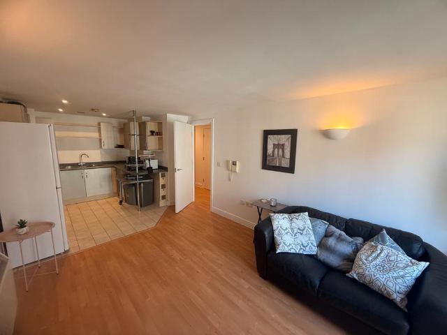 Whitworth Street, Castlefield. 1 bed flat to rent £1,150 pcm £265 pw