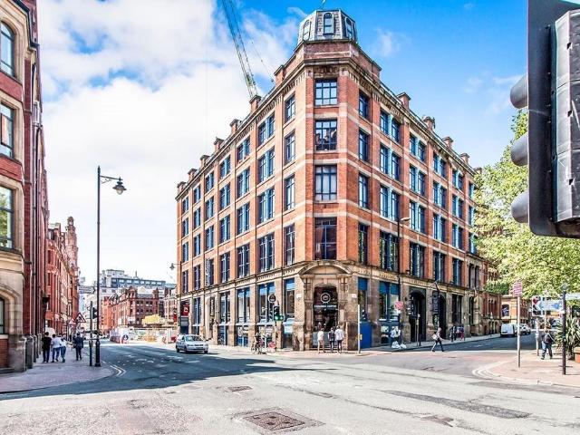 Whitworth Street, Greater Manchester M1 2 bed apartment to rent £1,600 pcm £369 pw