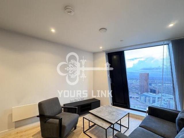 Whitworth Street West, Manchester, 2 Bedroom Flat