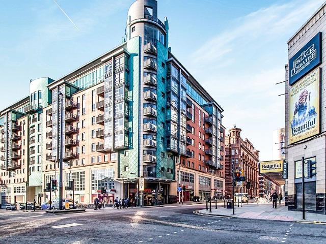 Whitworth Street West, Manchester M1, 2 bed flat to rent, £1,200 pcm | PrimeLocation