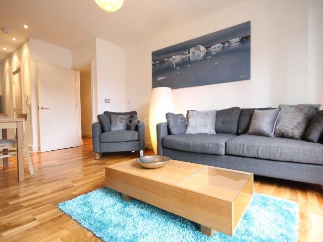 Whitworth Street West, Southern Gateway M1, 1 bed flat to rent, £1,150 pcm | PrimeLocation