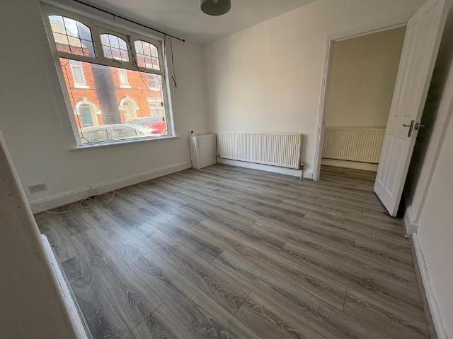 Whitworth Road, Wellingborough