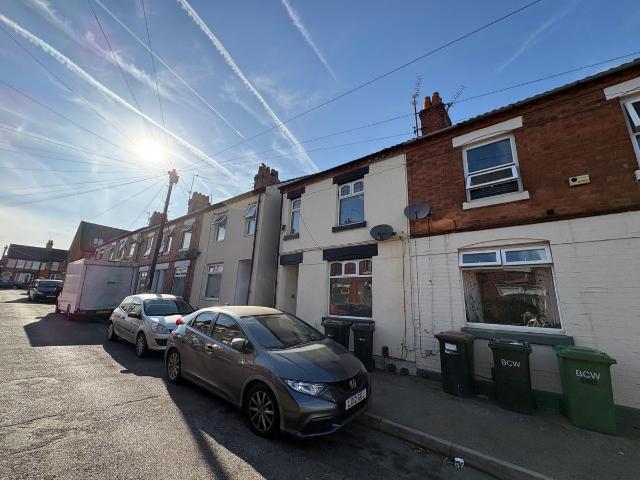 Whitworth Road, Wellingborough NN8, 3 bed terraced house to rent, £1,100 pcm | PrimeLocation
